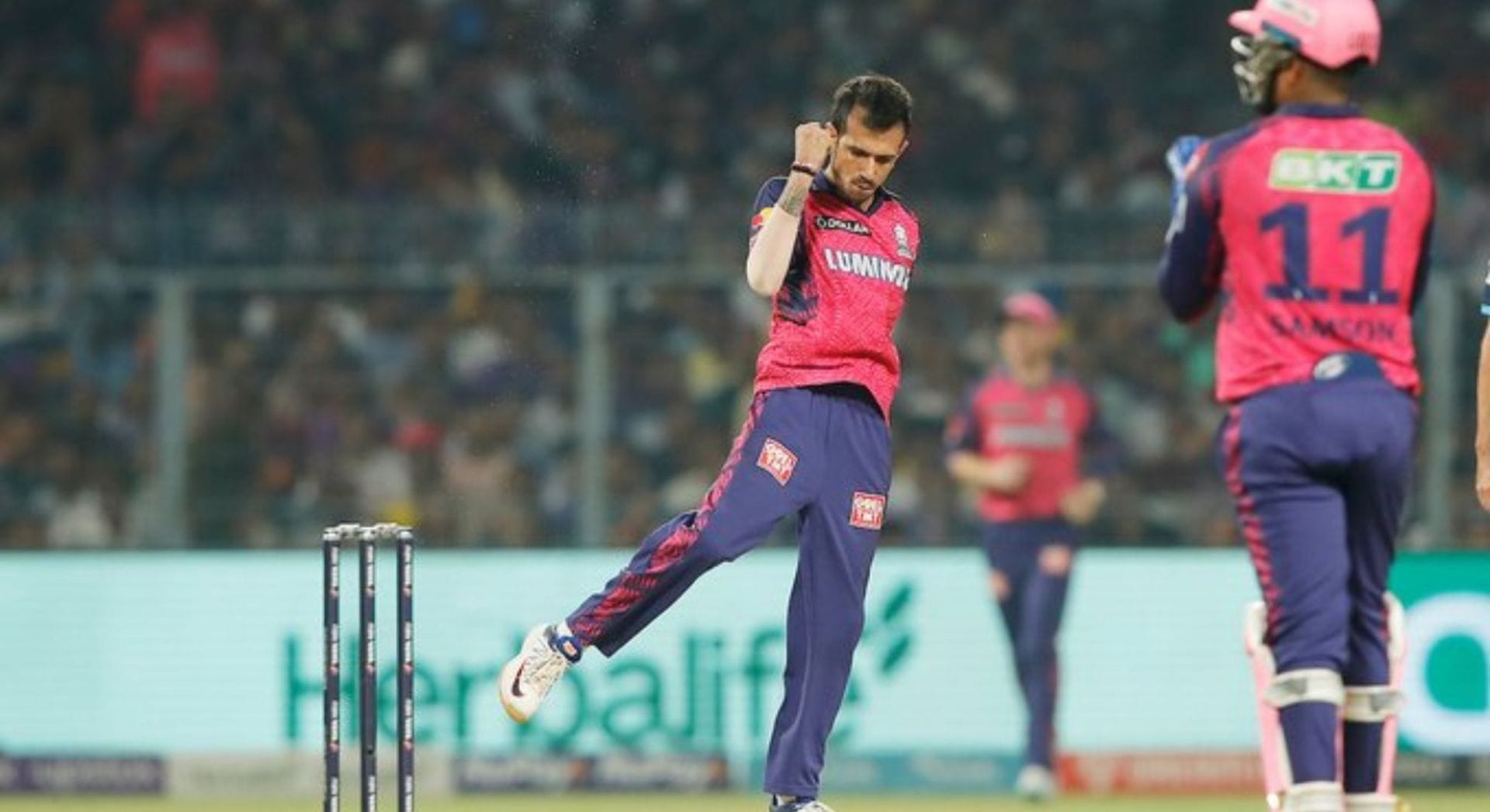 Record Alert: Yuzvendra Chahal becomes highest wicket-taker in IPL history