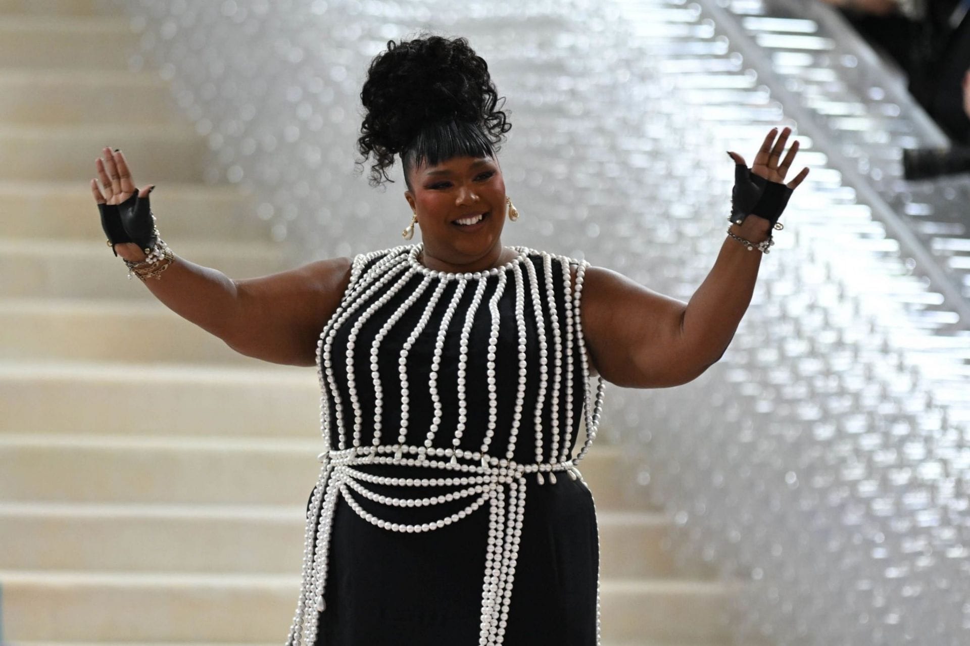 Why was Lizzo's Montreal concert canceled? Health explored amid COVID ...