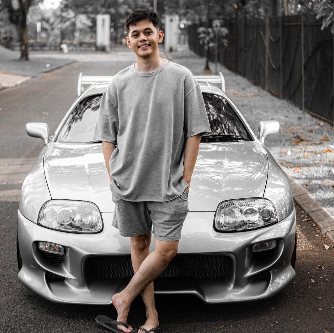 Oura Gaming's Profile, Net Worth, Age, Height, Relationships, FAQs