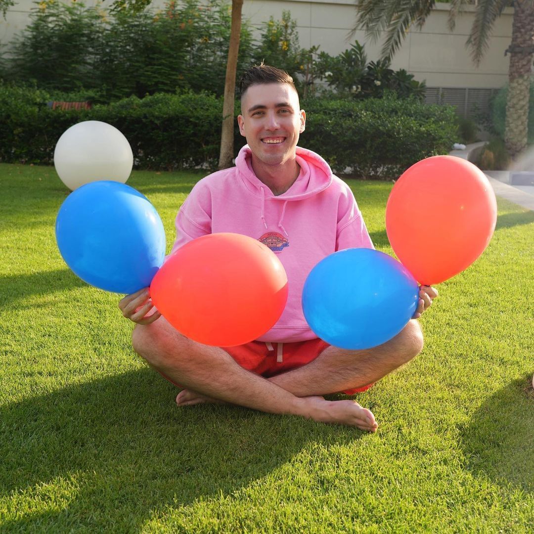 ЕвгенБро (EugenBro)'s Profile, Net Worth, Age, Height, Relationships, FAQs