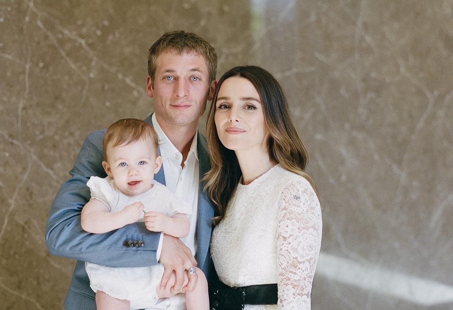Who is Jeremy Allen White's wife?