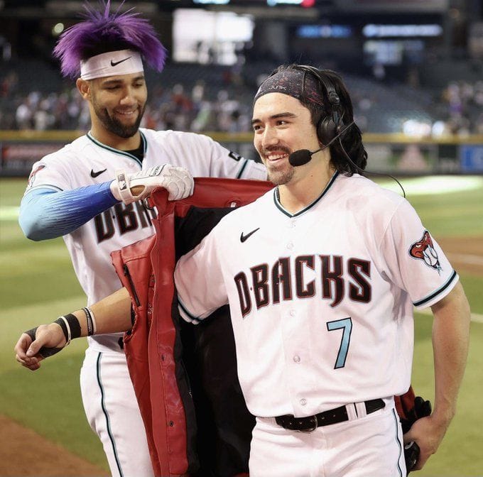 Arizona Diamondbacks fans thrilled as team ties Los Angeles Dodgers for ...