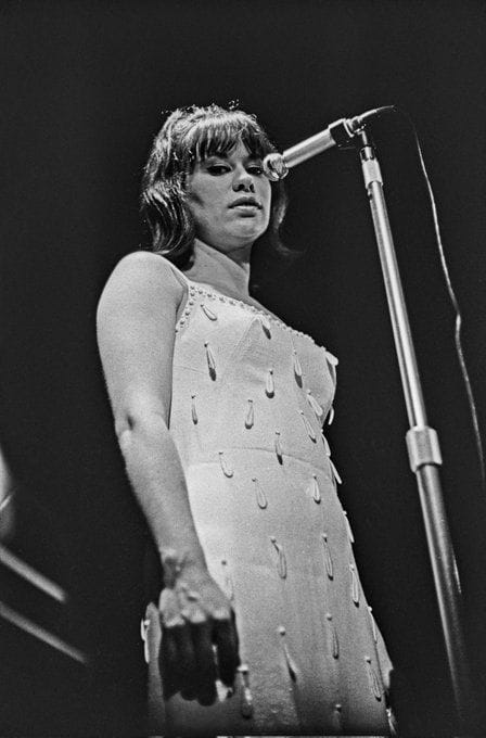 Who was Astrud Gilberto? Tributes pour in as The Girl from Ipanema ...