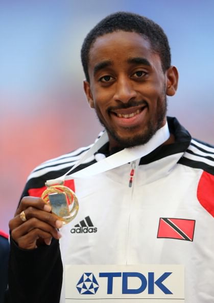 World champion hurdler Jehue Gordon honoured